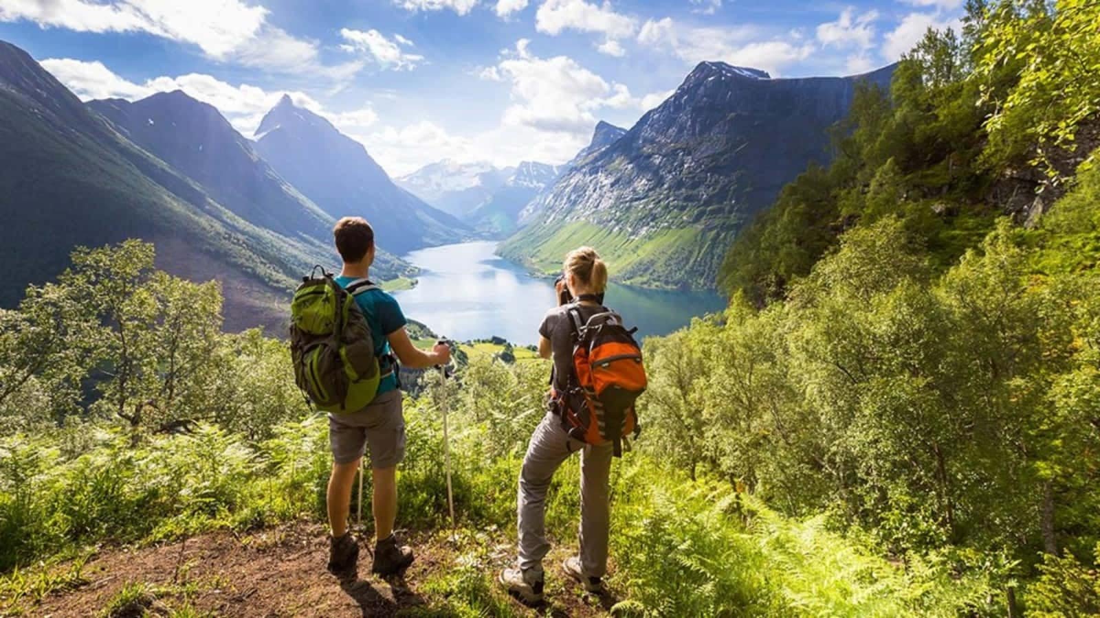 10 Essential Tips For Planning An Adventure Travel Trip | Travelistia