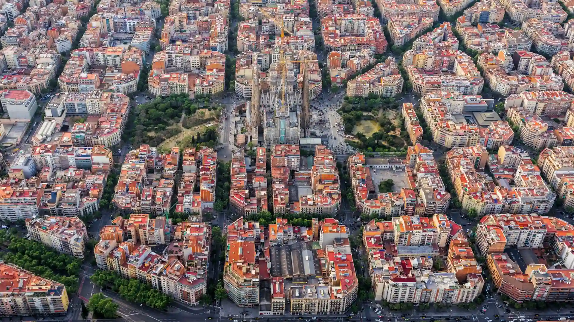 An Overview of the Different Areas of Barcelona - Travelistia